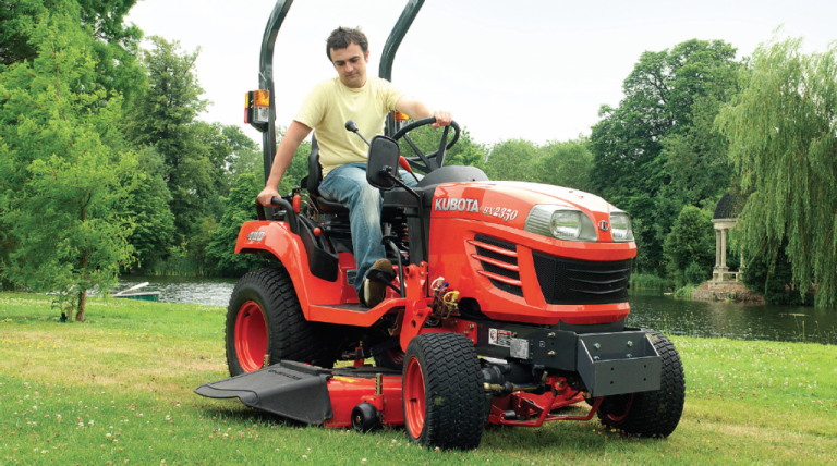 Mowers Kubota Mid-Mounted Mowers - Kubota