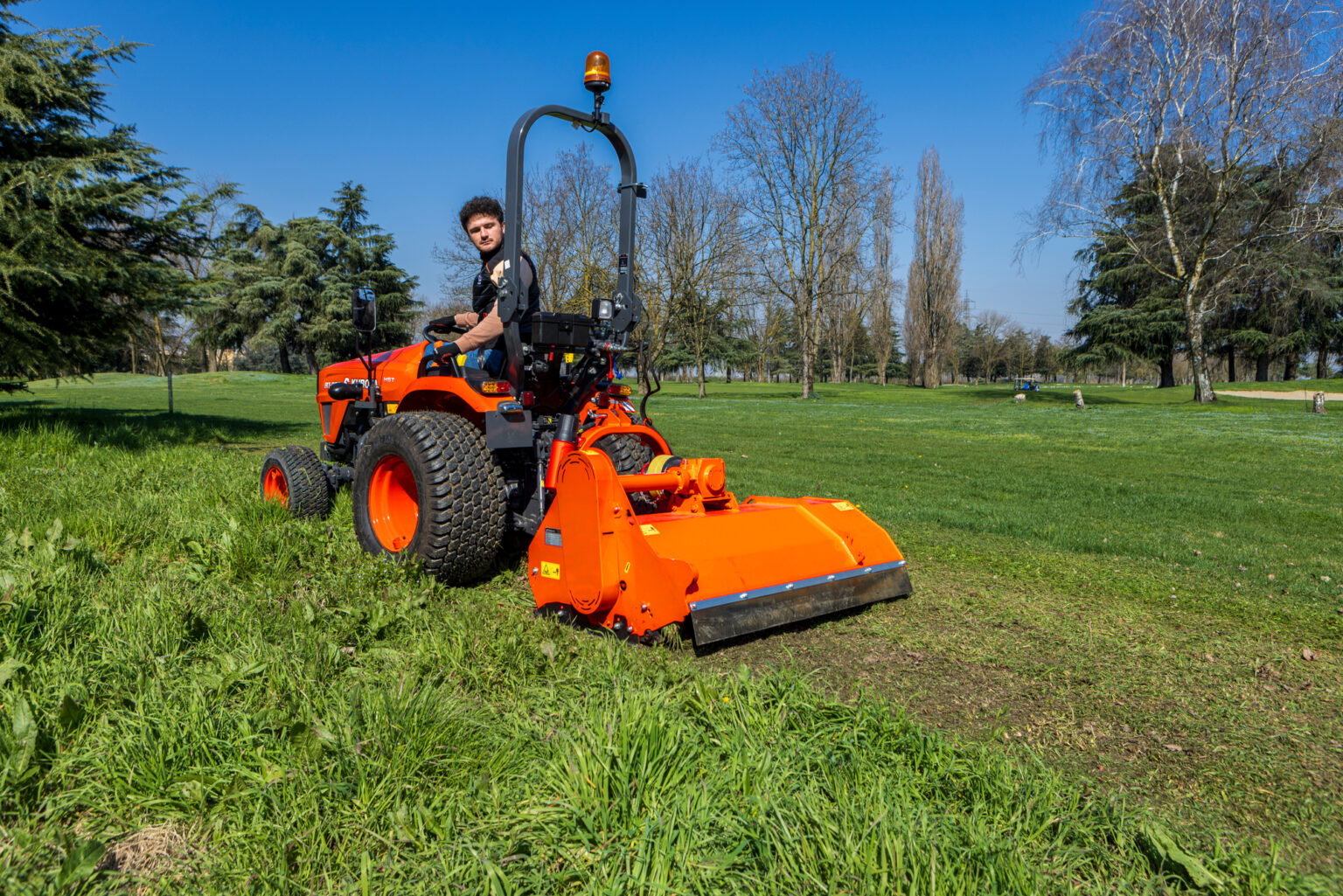Compact Tractors Kubota EK1 Series - Kubota