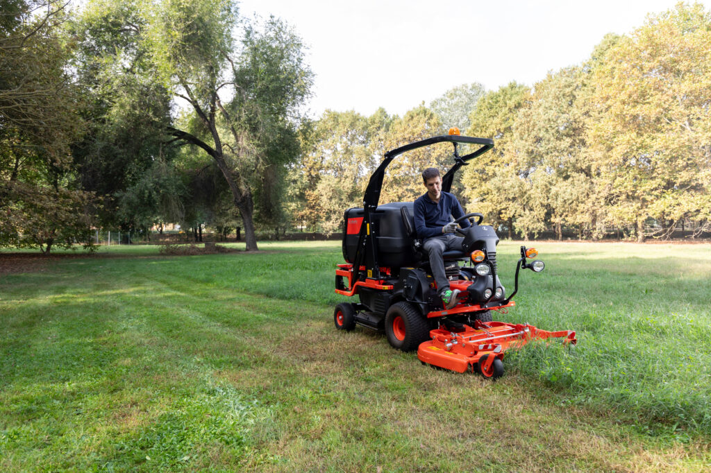Mowers Kubota FC3-221e - Kubota
