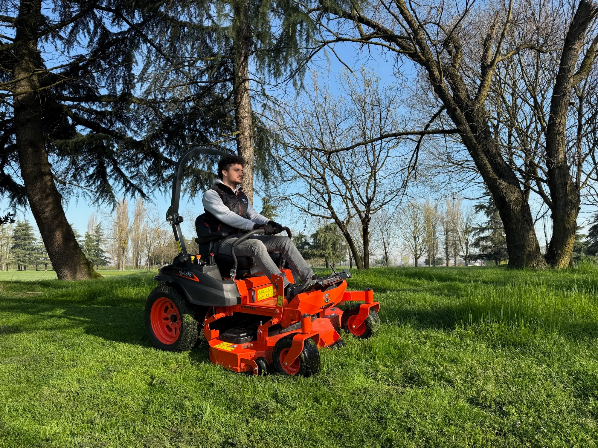 Compact Tractors Kubota Z4 series - Kubota